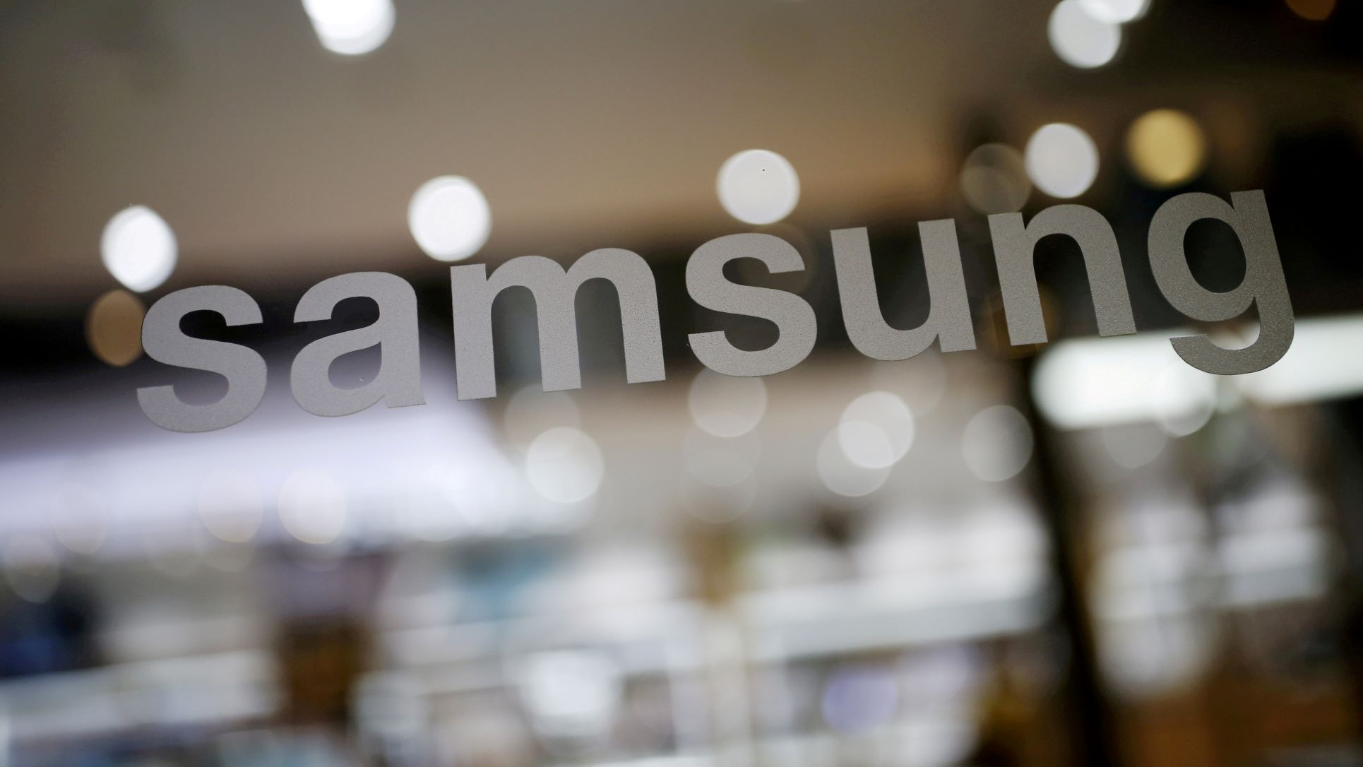 Samsung Invests $920 Million In Vietnam Plant Expansion - PM Today