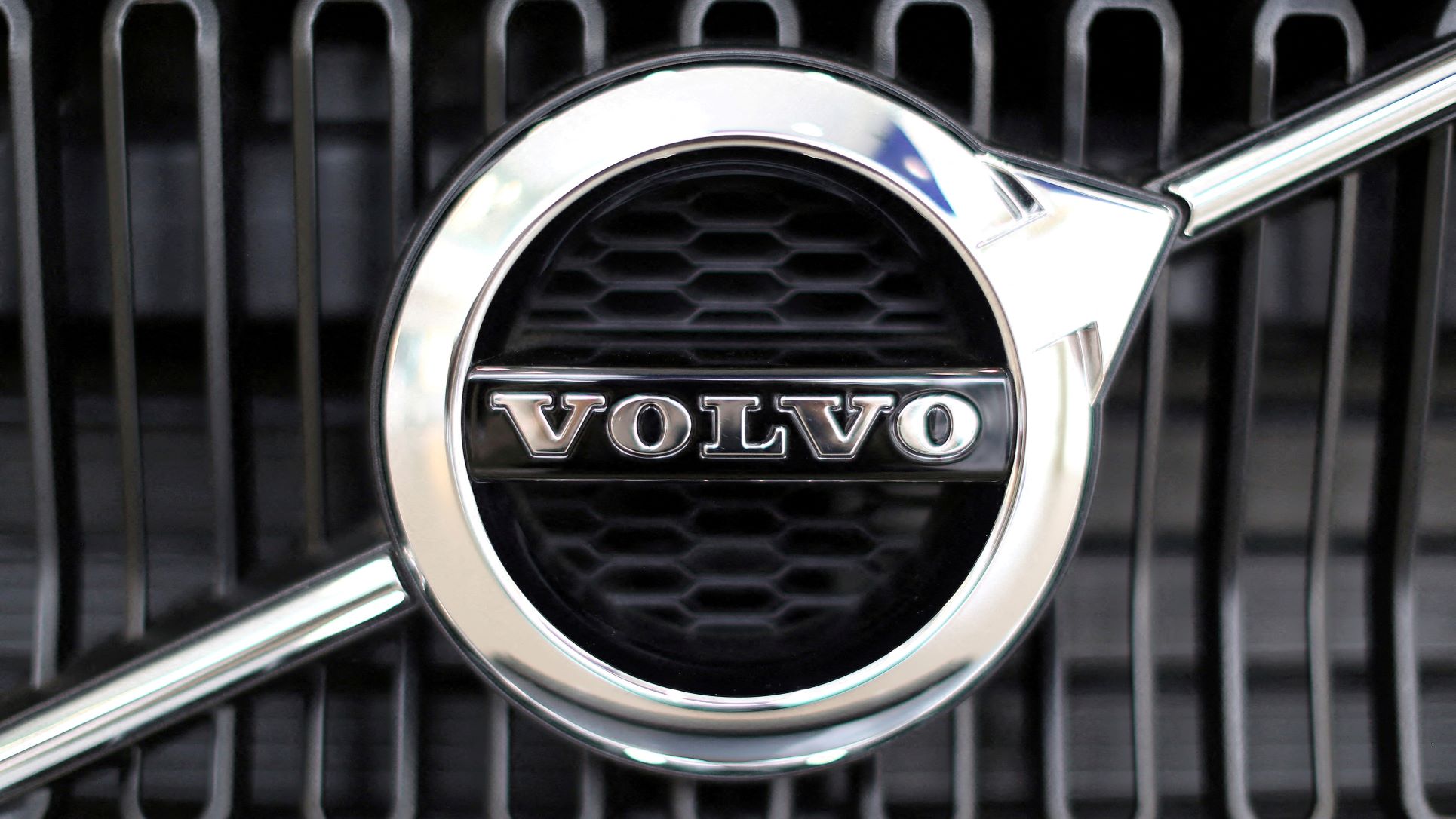 Truck Maker AB Volvo Halts Production In Russia - Spokesperson - PM Today