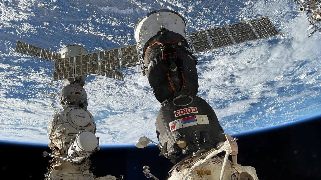 Space Capsule Carrying U.S. Astronaut Rubio And Two Russian Cosmonauts Undocks From ISS - PM Today
