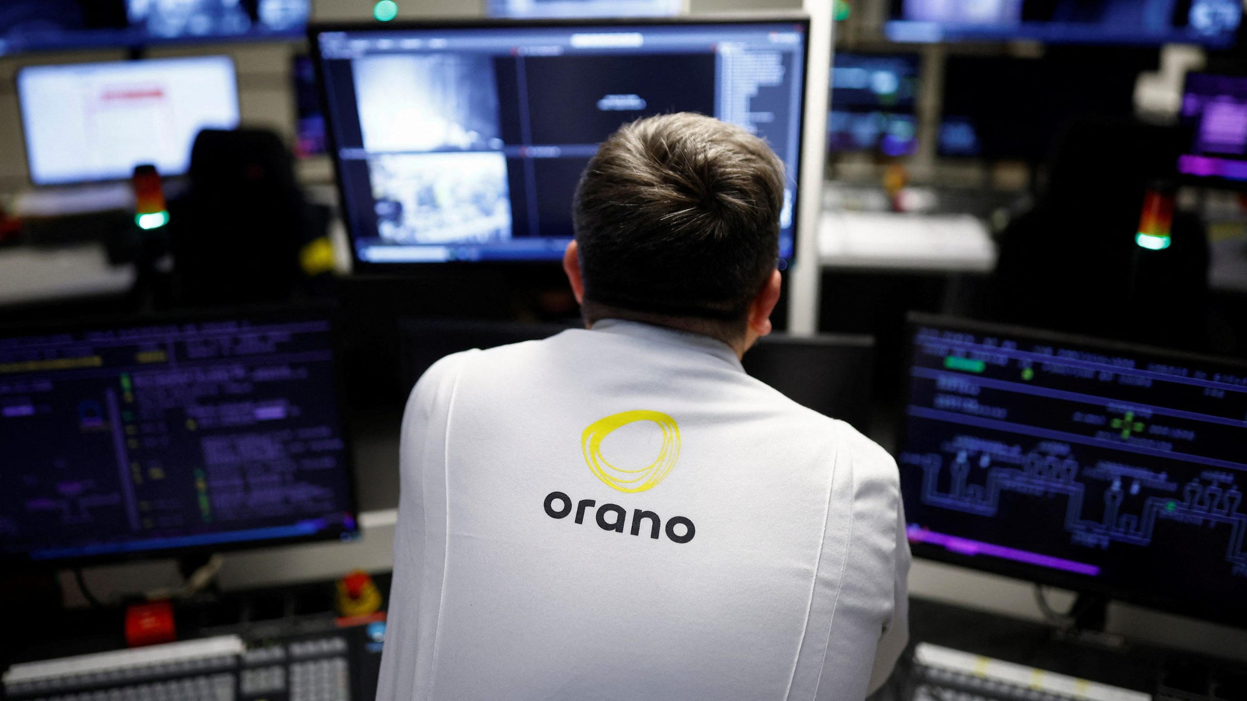 Stellantis To Enter JV With Orano To Recycle Electric Car Batteries ...